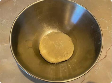 Дріжджове тісто для піци 9 швидких та смачних рецептів тіста для піци з сухими дріжджами з