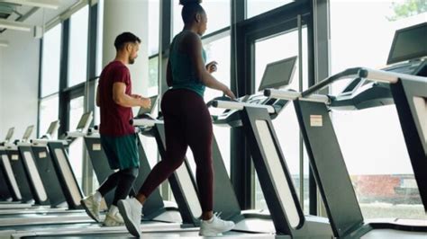 Elliptical Vs Treadmill Which Cardio Machine Is Best For You BarBend