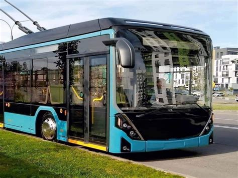 Важно съобщение от общината във Враца за безплатните карти на децата за градския транспорт