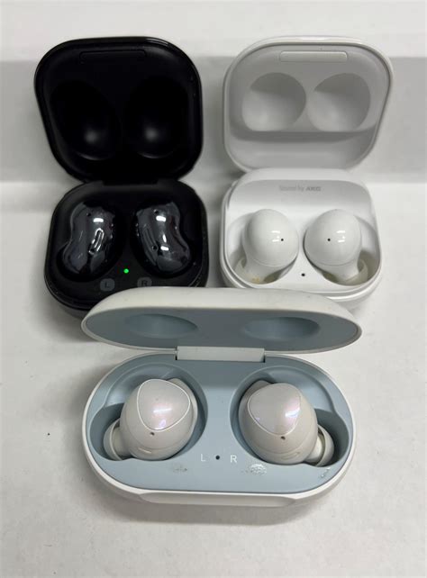 Lot Three Pairs Of Ear Buds Including All Marked Samsung