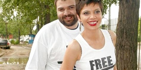 Clujeanca Laura Andreșan Ex ”profa De Sex” Divorțează De Rapperul Grasu Xxl Foto Ştiri De Cluj