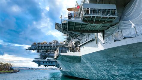 Uss Midway Museum San Diego Aircraft Carrier Museum Museu Book Uss