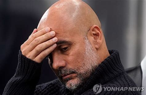 없으니까 무너지네…펩의 금쪽이 홀란 더브라위너 아니었다 3연패 맞잖아 나무뉴스