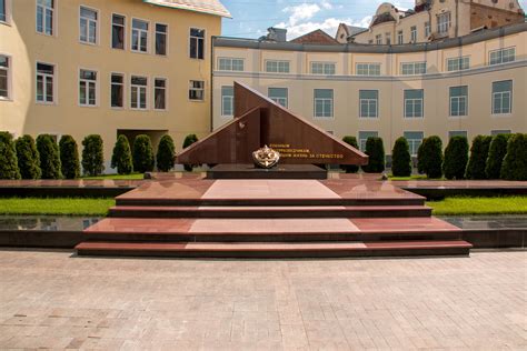 Военным контрразведчикам — Узнай Москву