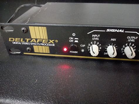 Peavey Deltafex Digital Stereo Effects Processor Rack Mount Reverb