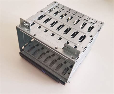 IBM E Slot SAS SFF DASD Media Backplane SATA With HH Bay