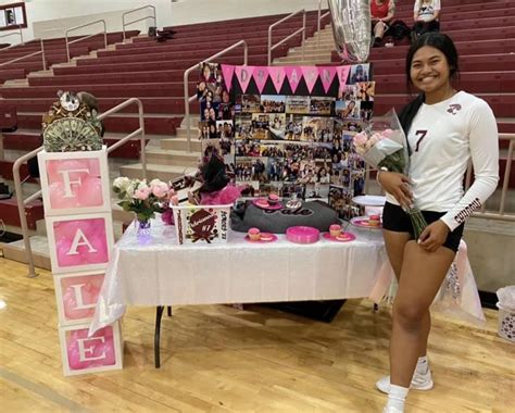 Grad party senior table display and backdrop – Artofit
