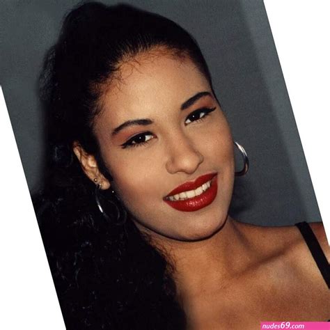 Selena Quintanilla Nude Nudes
