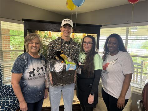 Ridgeview We Want To Congratulate One Of Our 2025 Graduates Carson Hyche Carson Is The Son Of