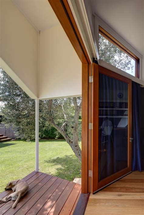 M3 Architecture Adds Music Studio With Stage To Garden Of Australian Home