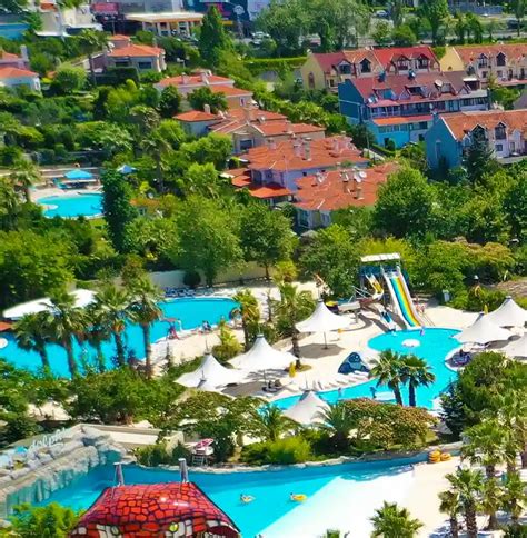 میدان تکسیم استانبول با آدرس و عکس میدان تقسیم سعادت رنت