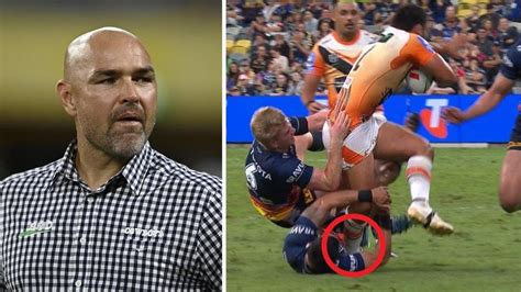 ‘cant Get That Wrong Todd Payten Blasts Bunker Over Valentine Holmes