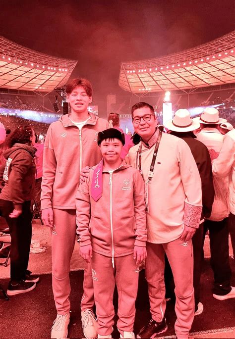 Ganzorig Vanchig Aka Vinzo On Twitter Олимпын наадмын нээлтийн нэг шигтгээ бол бамбар залах