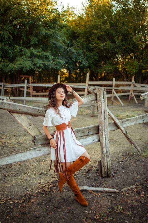 35 Stunning Farm Girl Clothing Ideas 2023 Hood Mwr