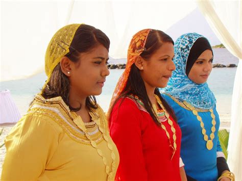Civil Service Dress Code Maldives At Lucile Hart Blog