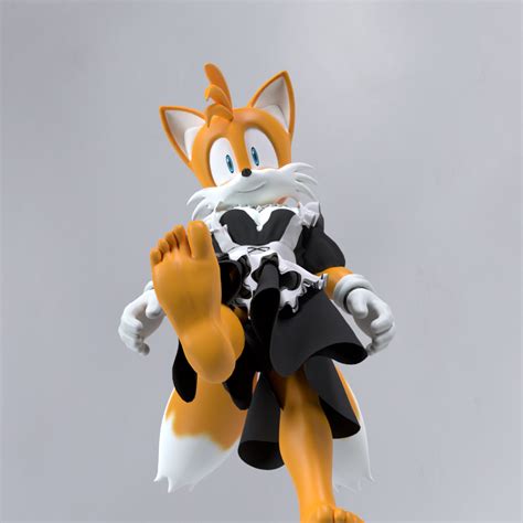 Tails Maid Feet By Lucopo On Deviantart