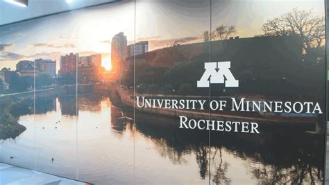 Umrs Record Enrollment Presents Challenges For Future Growth Abc 6 News