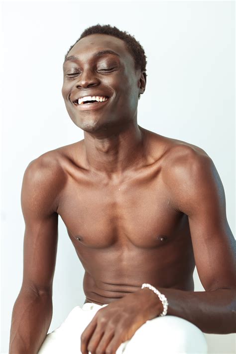 How To Build A Modeling Portfolio — By Brandon Andre