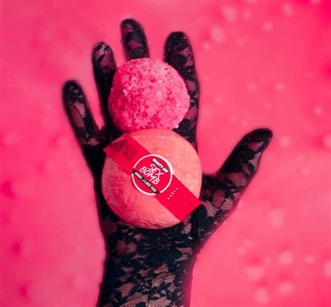 Beauty Jar Sex Bomb Mmmi Like You Effervescent Bath Bomb Uk