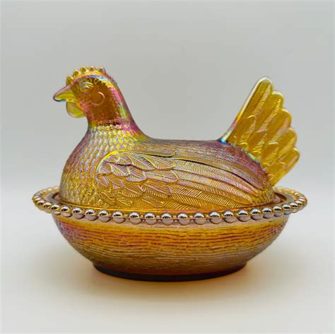 Indiana Glass Iridescent Gold Carnival Glass Hen On Nest