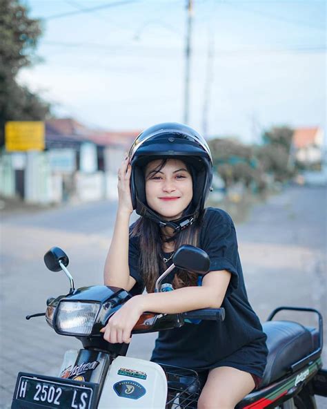 Pesona Gadis Indonesia Galericantiklover