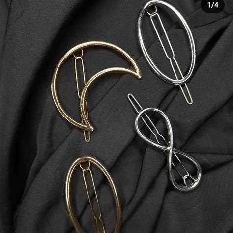 Заколка — ціна 45 грн у каталозі Інші аксесуари Купити аксесуари за доступною ціною на Шафі