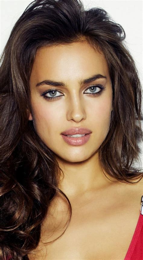 Irina Shayk Sexy
