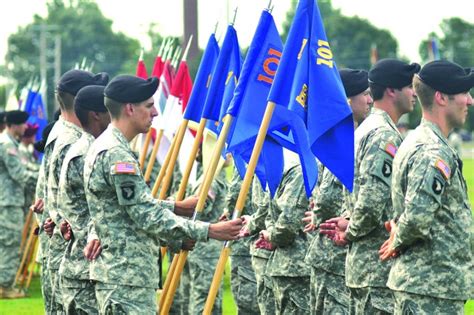 St Airborne Division Screaming Eagles Get New Commander Article The United States Army