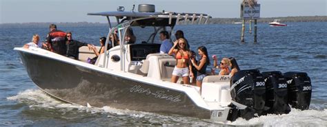 Fast Boats And Girls