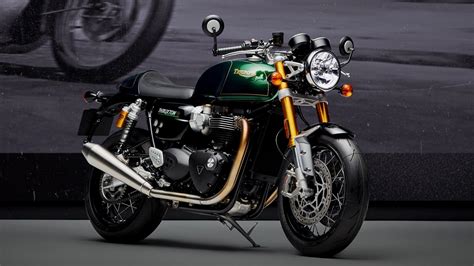 10 Classic British Motorcycles That Defined An Era