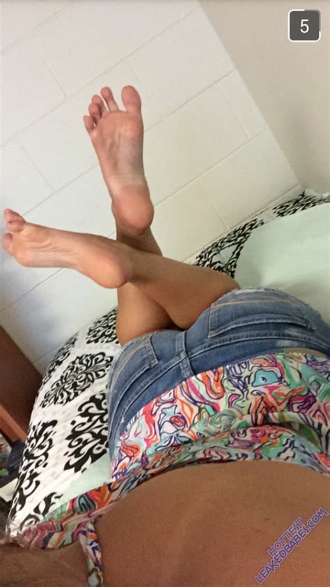 Soccer Slut Farris Isnt So Private Now This Webslut Is Now A Married Milf Hot As Ever