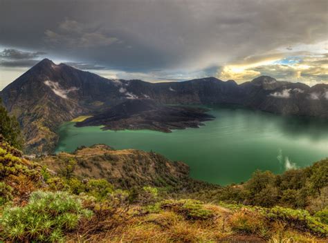 Home Mount Rinjani National Park