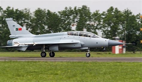 Au Myanmar Pengguna Pertama Jf 17b Block 2 Di Luar Pakistan