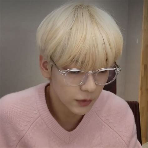 Pin De None Of Your Business Em Tomorrow X Together