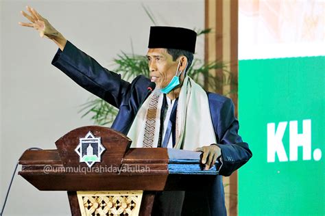 Pemimpin Umum Hidayatullah Politik Uang Sangat Merusak Website Resmi