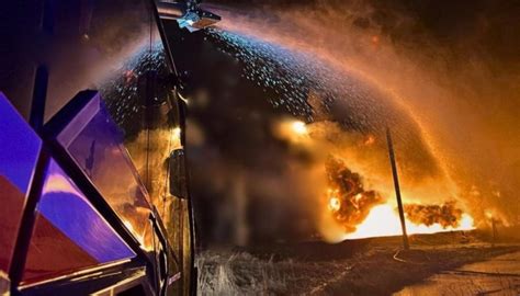 На Київщині внаслідок атаки дронів є пошкодження у трьох районах Читайте на Ukr Net