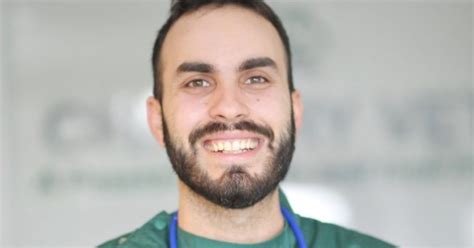 Dr Theodoros Tsiouris Vet In Leeds Eng Vetster