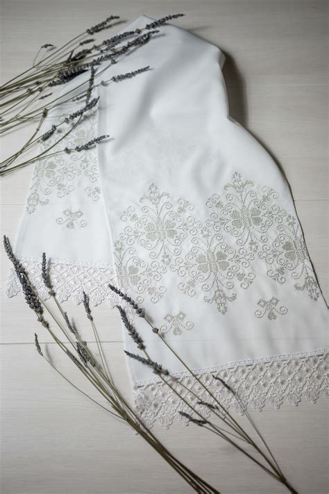 Рушник весільний обрядовий під коровай срібло хрестик арт СХ 08