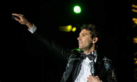Mika Announces U K And Ireland Apocalypse Calypso Tour Dates