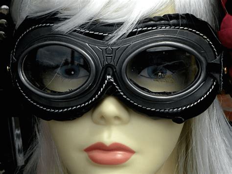 Adult Film Industry Fights Porn Goggles In California