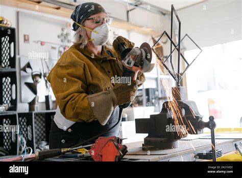 Female Sculptor Working On Sculpture Hi Res Stock Photography And Images Alamy