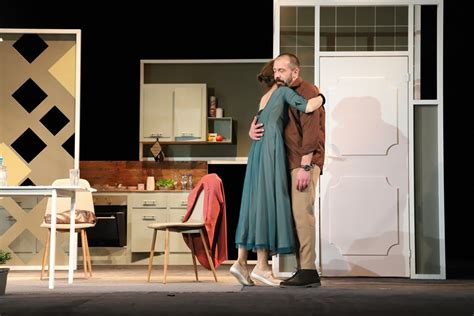 Театри Пловдив 👉 ПРЕМИЕРА НА КОМЕДИЯТА Перфектният