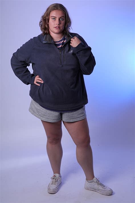 Ashleigh Model Folio