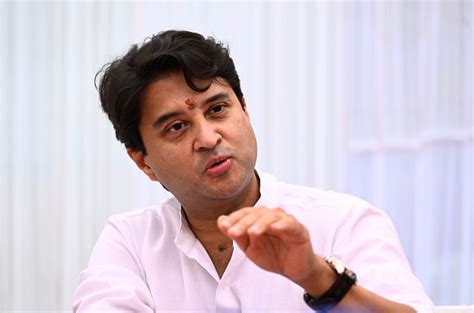 Govt Approves Refarming Of 687 Mhz Spectrum For Telecom Industry