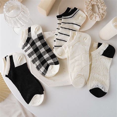Vớ Cổ Ngắn Trắng Đen Vo1148 Bcorner Shopee Việt Nam