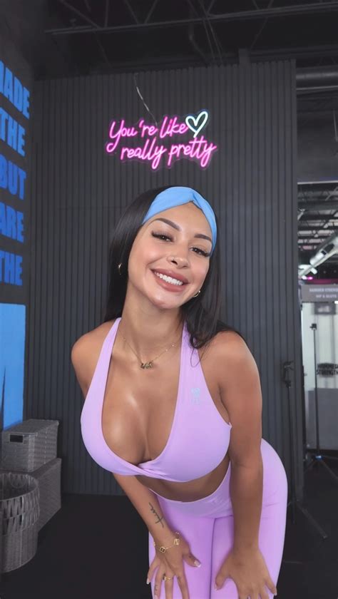 Barbara Silva Happy Tuesday Fit Fam 💓 These 3 Have Been A Staple