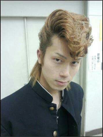 Pin By Krys B On Banchosukeban Hiroshima Now Japanese Gangster Poses