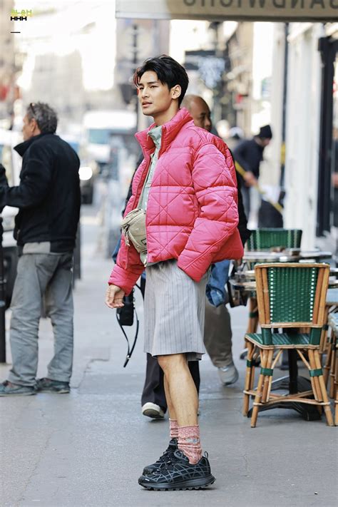 🌈🍉หม่ามี๊เอง🍀🌻 On Twitter อาโปโดดเด่นจริงๆ แกเอ้ยลองคิดสภาพว่าฮีอยู่ท่ามกลางฝรั่ง ชุดแบบสีแสบแ