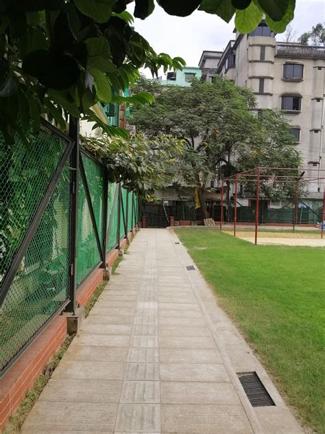 Bashabo Playground Vitti