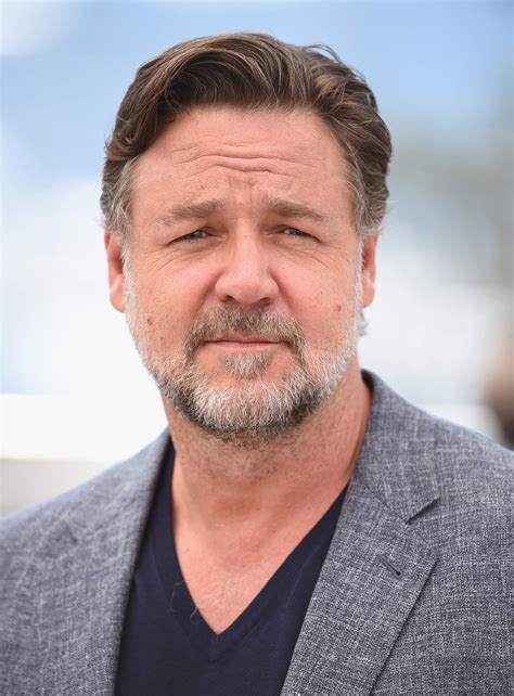 Russell Crowe Biografia Filmes E Informações Pessoais